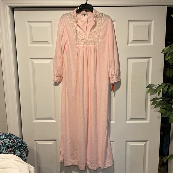 Dior | Intimates & Sleepwear | Christian Dior Lingerie Vintage Pink ...